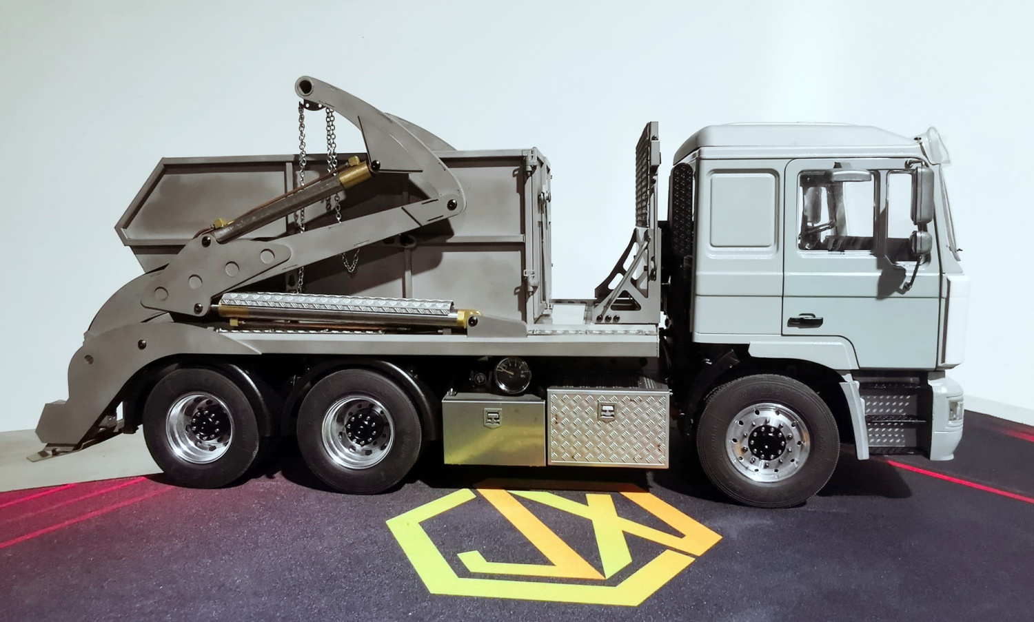 1/14 Hydraulic RC Skip loader Truck :JX-VL18U-F2000/K3363