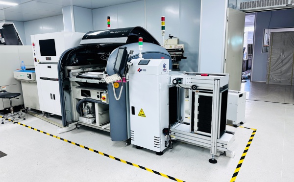 Horrol Technology fully automatic unloader SMT feeding material frame ...