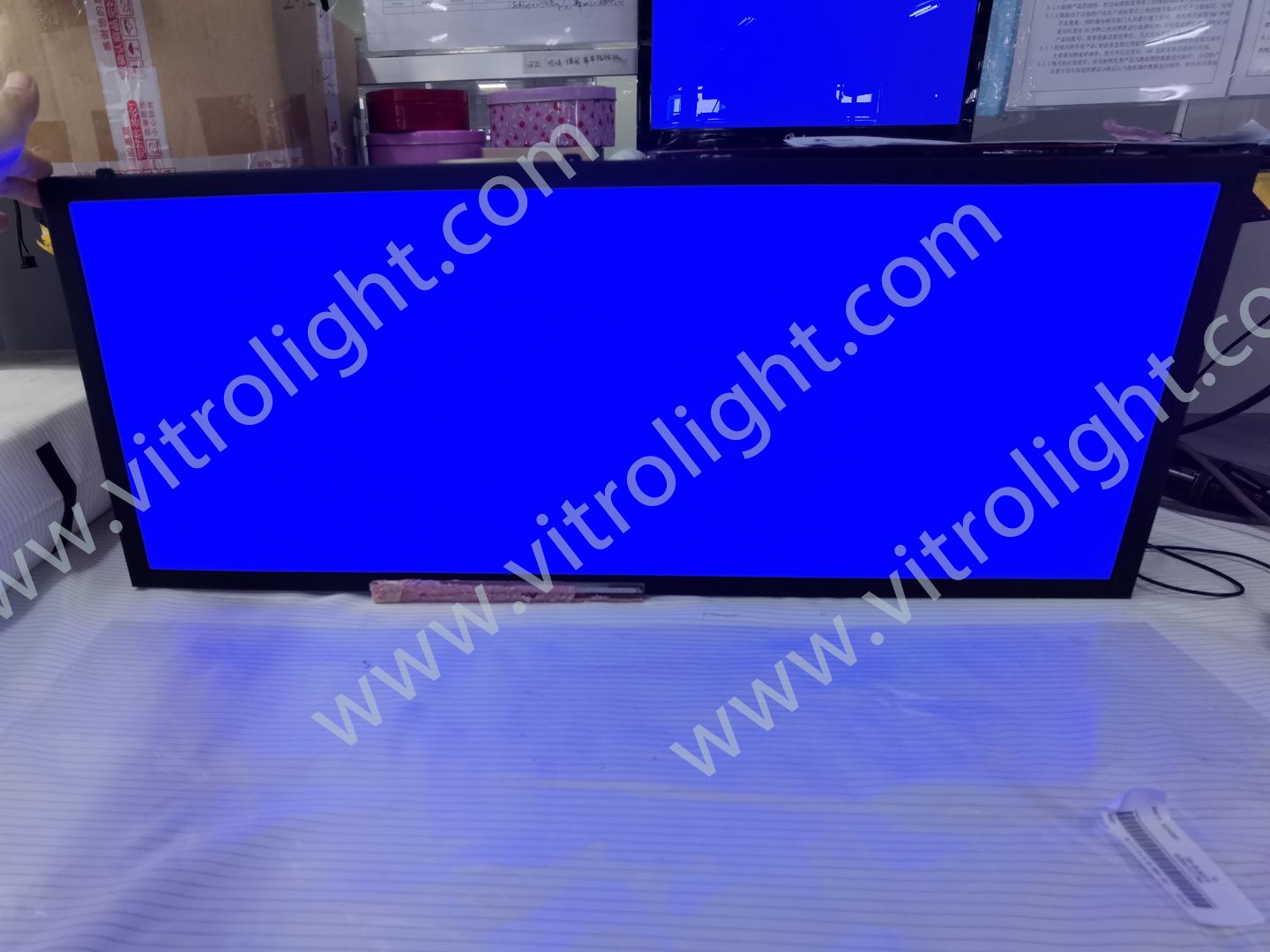 32 "strip screen module
