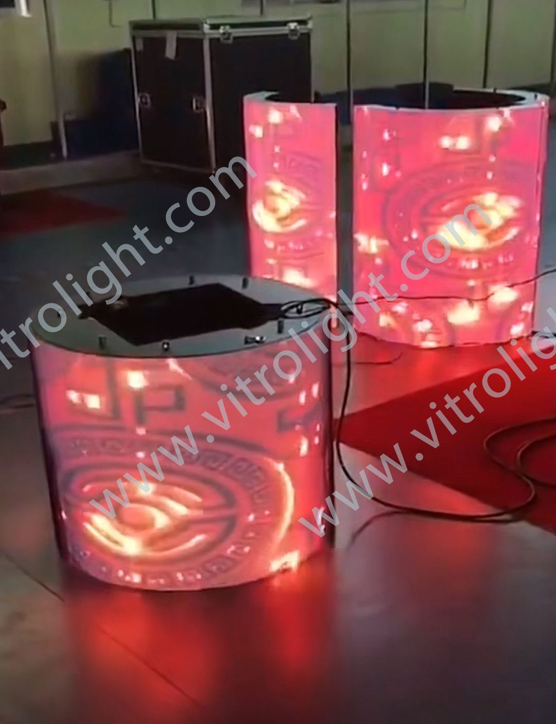 The LED of cylindrical screen