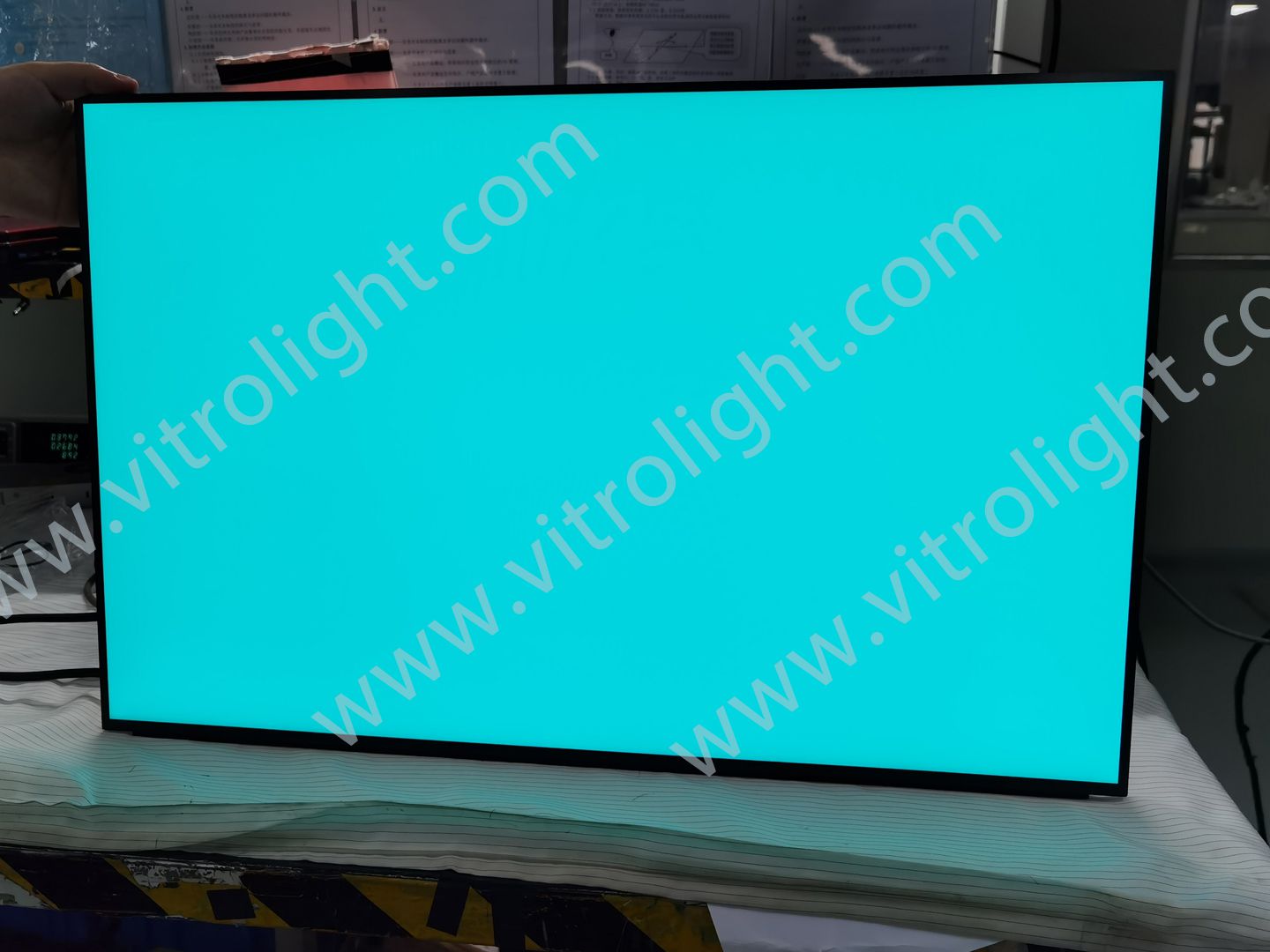 30 "strip screen module