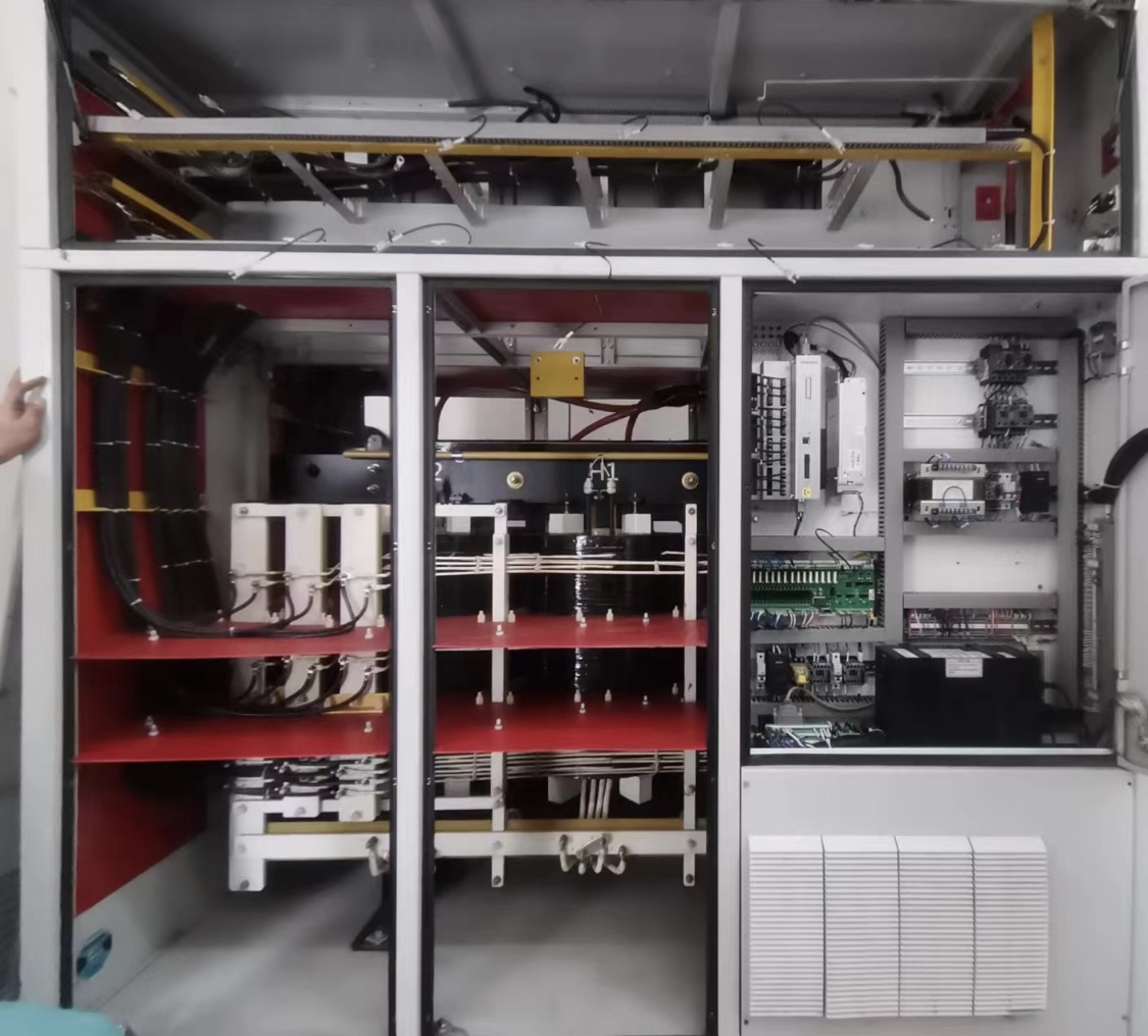 Siemens INNOMOTICS 6SR5502-5ME43-5BF1-Z, 6SR5502-4MB41-2BF1-Z, 6SR5502-2FC41-0BF1-Z, A5E42740268 ...