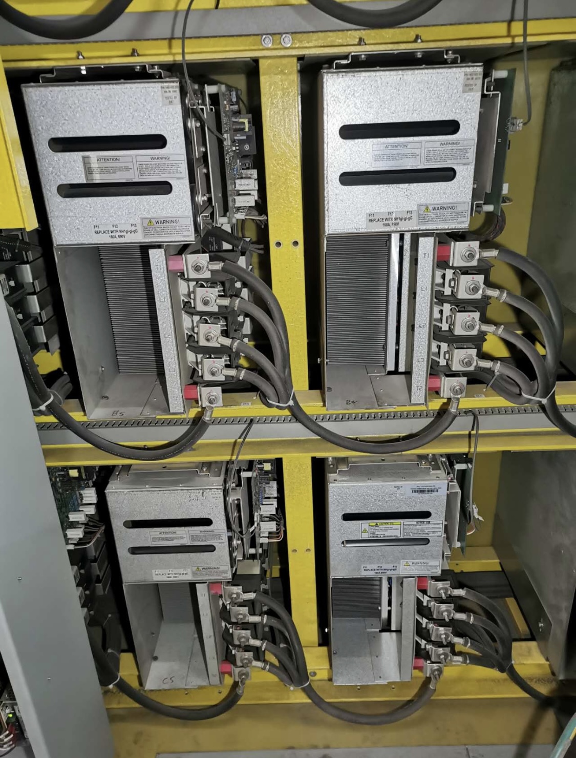 Siemens Large Drives Perfect Harmony GENIII Voltage Source Inverter ...