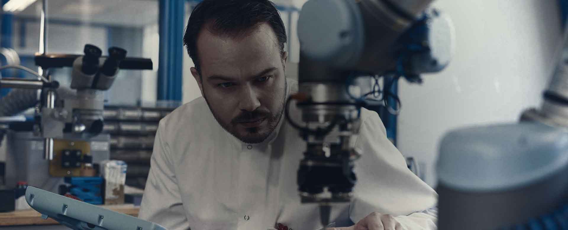 UR,丹麦Universal Robots优傲机器人,桌面机器人,协作机器人,人机协作机械臂,六轴机械臂,工业机器人