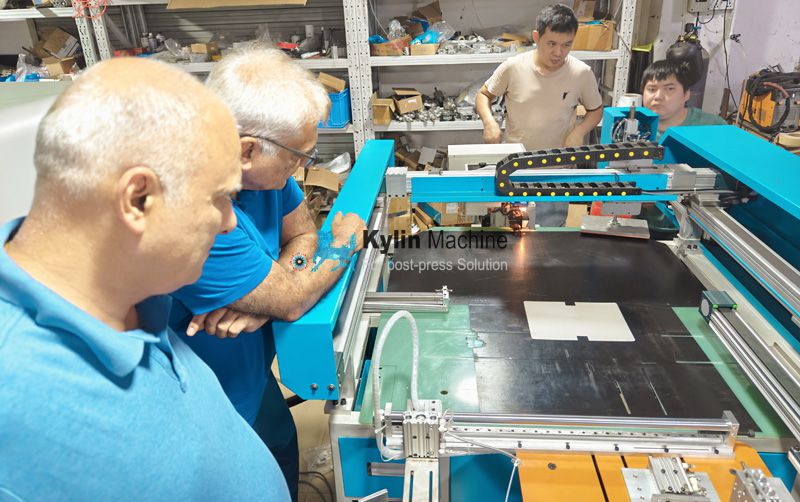 Auto notebook cover making machine