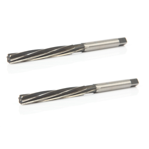 Spiral flute hand reamer