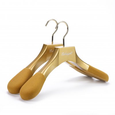 Professional hangers manufacture