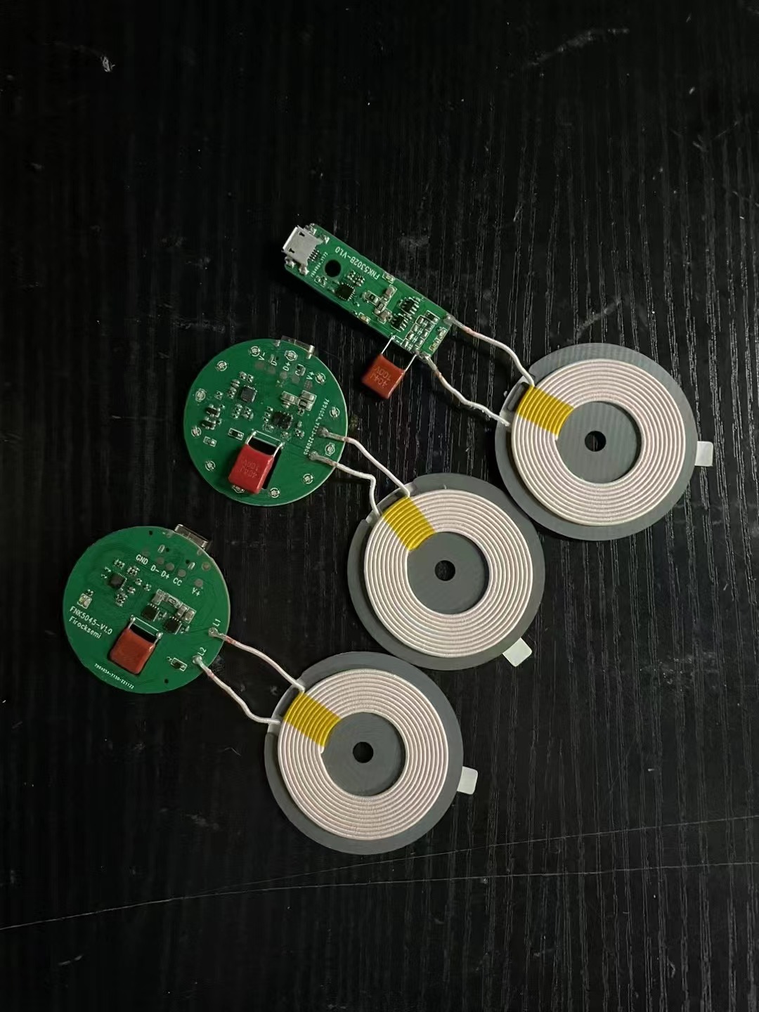 三合一无线充方案WPC Qi 1.3和Qi 2.0 EPP MPP产品认证变化与简介深圳市菲诺克科技有限公司