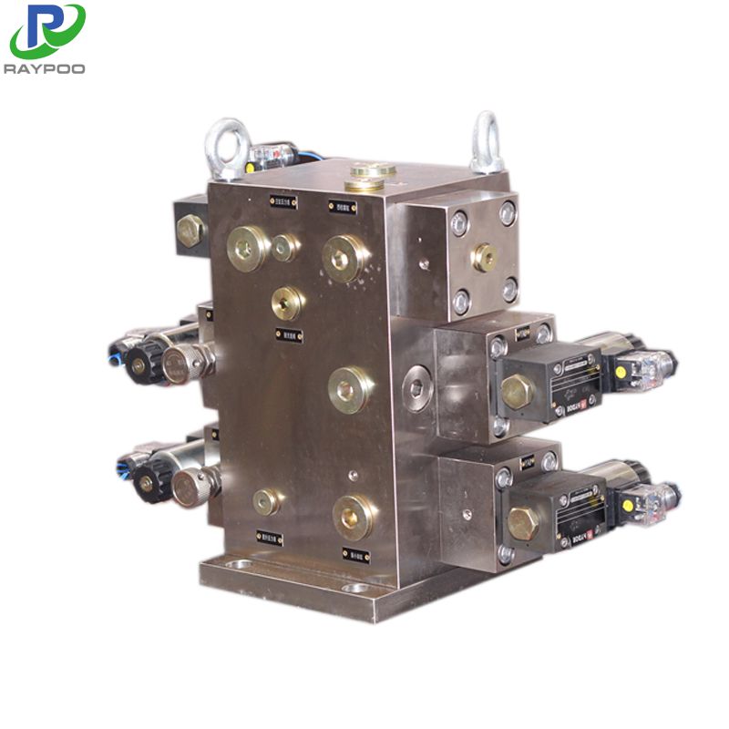 Four-column press control valve group manifold