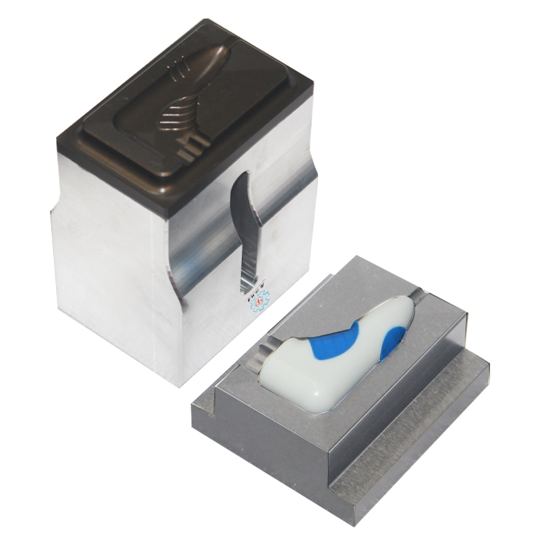 Ultrsonic horn 20KHZ (Ultrasonic surgical devices and procedures )