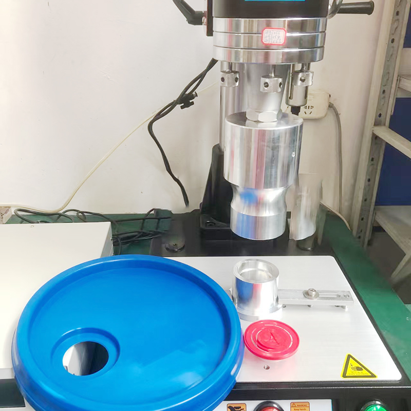 Ultrasonic Welding Machine for Plastic Bucket Cover & Spout Lid