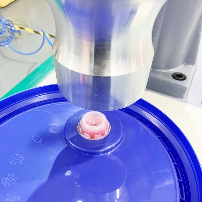 Ultrasonic Welding Machine for Plastic Bucket Cover & Spout Lid
